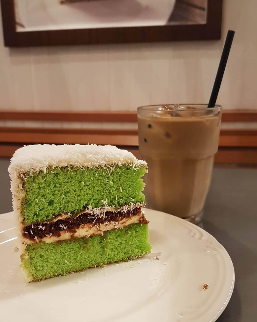 Serba Klepon Kekinian, Menu Tradisional Tersentuh Modernisasi | Portal ...