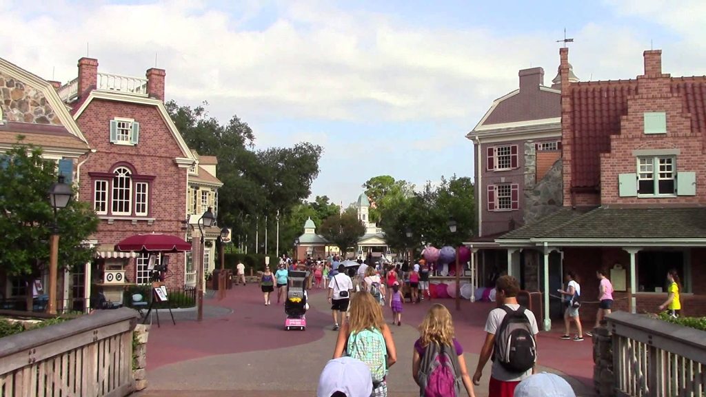 Fakta Menarik di Balik Arsitektur Disney yang Megah | Portal Wanita Muda